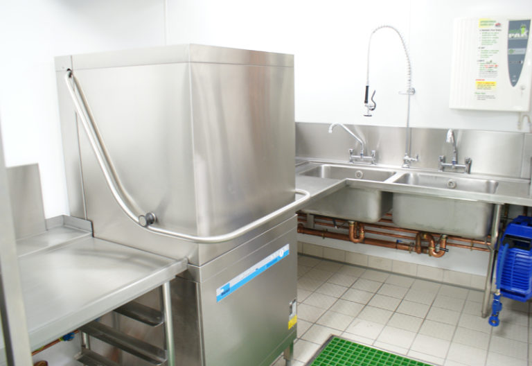 PANEL DISCUSSION: How do you design a wash-up area for a delivery kitchen?