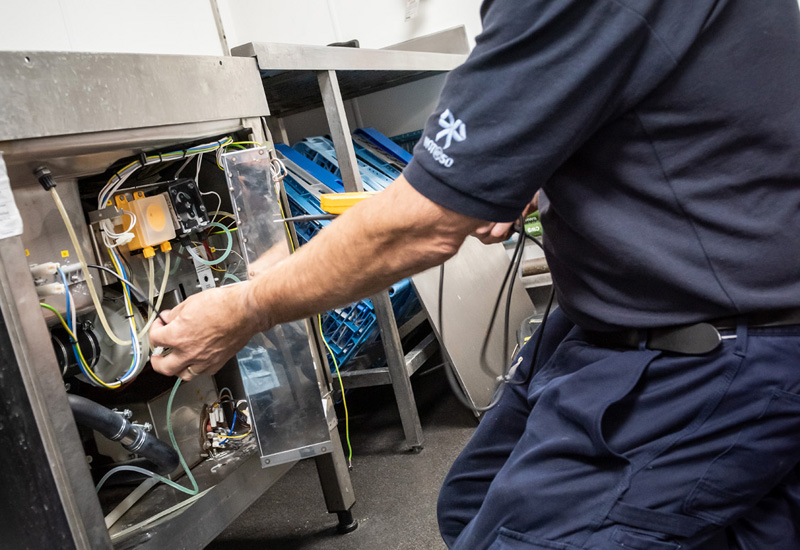 McDonald's plans for greater restaurant automation